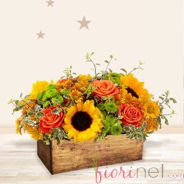 Florerias FioriNET ® | Arreglo en tonos naranja en caja de madera ...